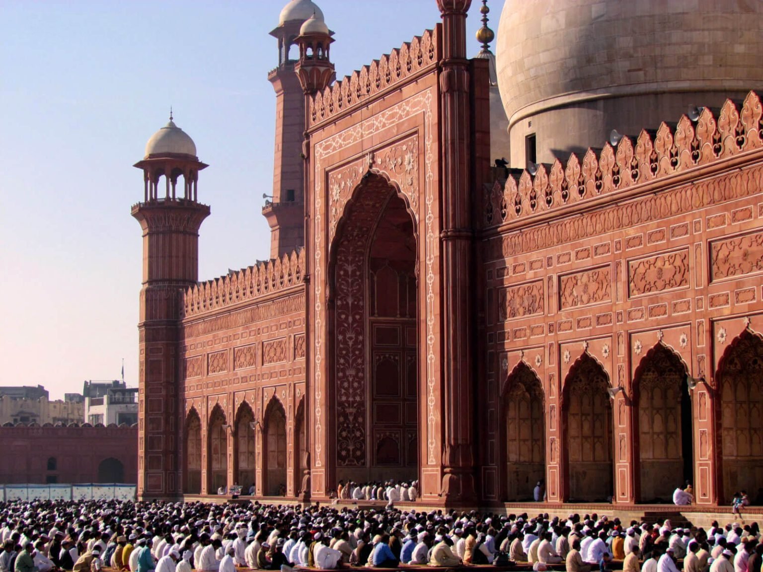 Badshahi Mosque | Islamic History and Architecture